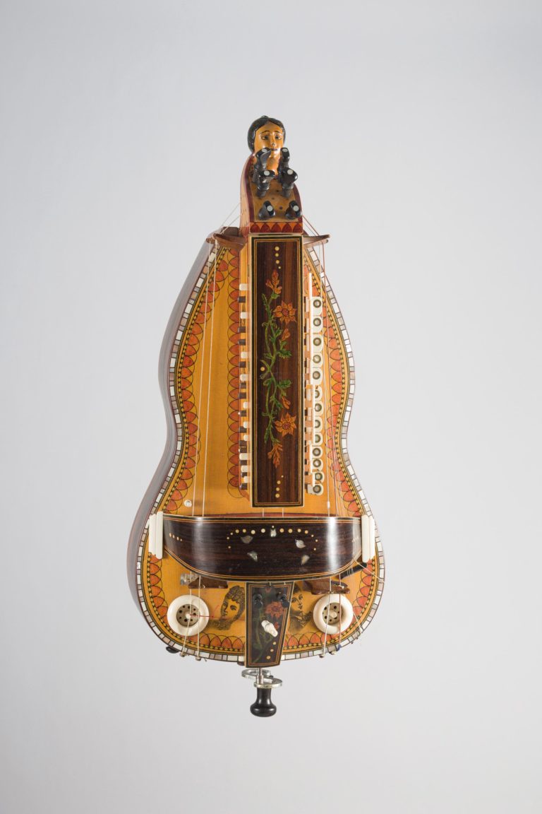 Archives des Instruments de musique populaire - Vichy Enchères